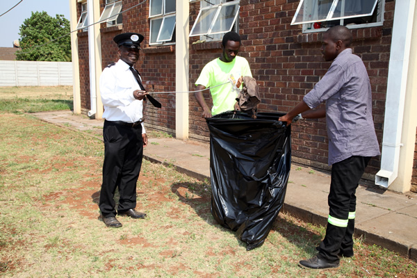 HIT: Harare Institute of Technology - November Campus Clean-Up Campaign